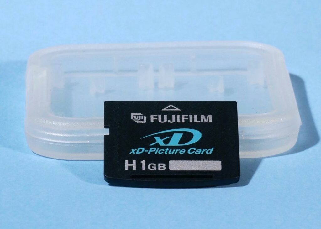 Fujifilm 1GB XD Picture Card H Type Memory Card * Olympus Fujifilm etc. - The Classic Camera Shop
